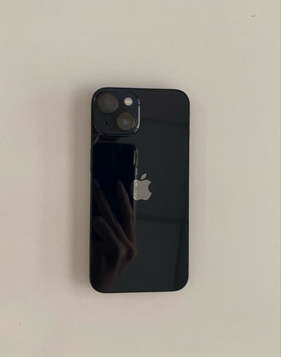 IPhone 14, 256 GB, Midnight Blue - запазен, с кутия и 10 кейса гр ...