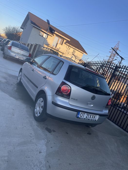 VW Polo cumparat de nou din Romania Slatina • OLX.ro