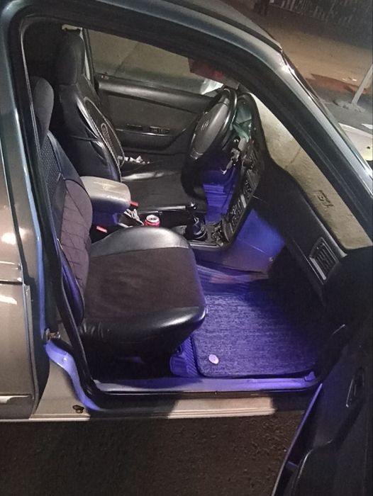 2012yil 330000 xalol probergda naxga yokiy variantga beriladi: 60 000 ...