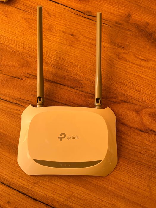 Рутер TP-Link, 300Mbps, 2.4GHz с. Горни Богров • OLX.bg