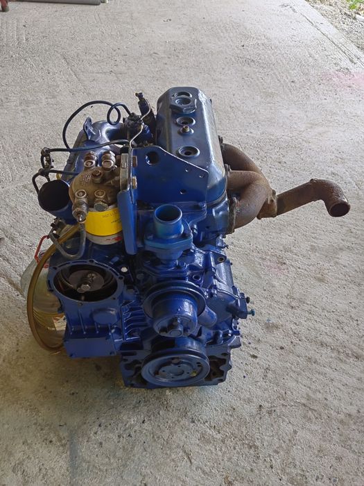 Motor tractor U445 făcut cu piese noi Tomesti • OLX.ro