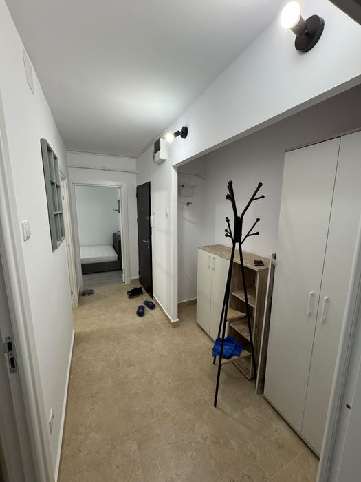 Chirie, renovat recent, podu ros Iasi • OLX.ro