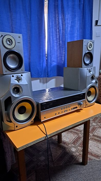 Statie Yamaha 7.1 cu boxe Tarian • OLX.ro