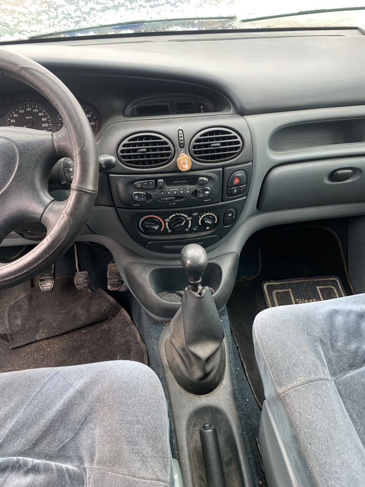 На части. Рено Меган Сценик 1998 г., 1.6, бензин. Renault Megan Scenic ...