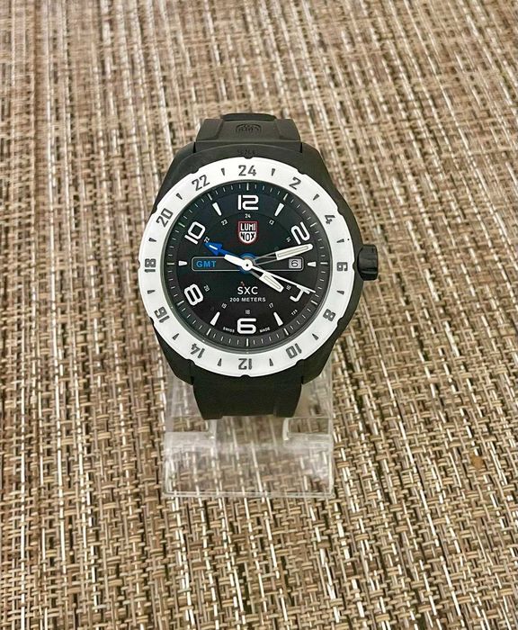 Luminox SXC Space Series GMT Carbon 200m A.5027 гр. София Люлин 9 • OLX.bg