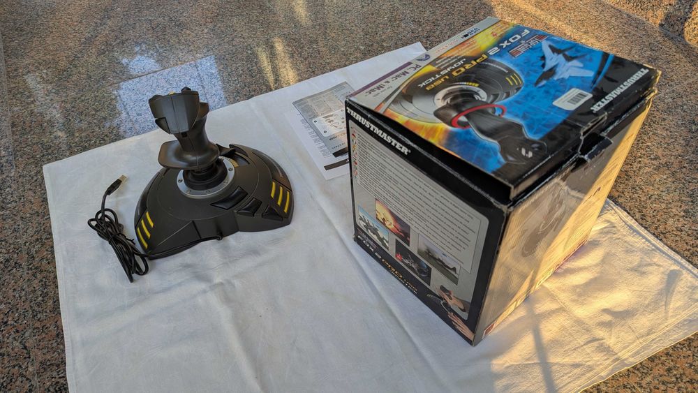 Joystick Thrustmaster Top Gun Fox 2 Pro USB Bucuresti Sectorul 3 • OLX.ro