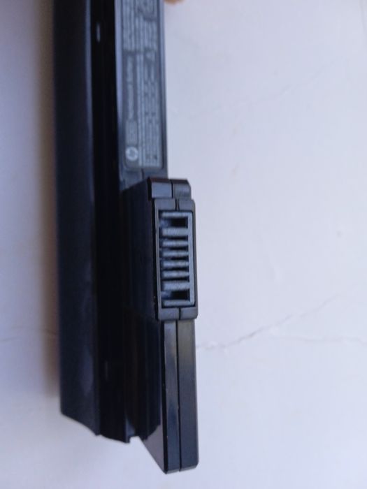Монитор Самсунг широкоформатный и батарейка для ноутбука HP - Запчасти ...