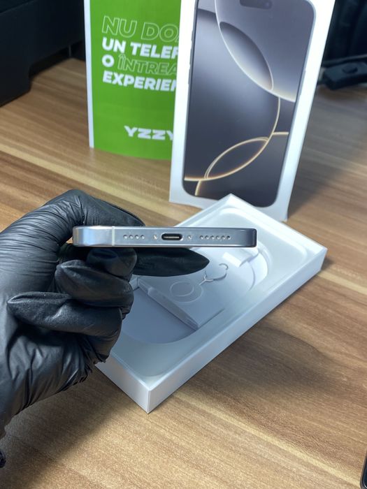 IPhone 16 Pro Max • 256 GB • Natural Titanium Suceava • OLX.ro
