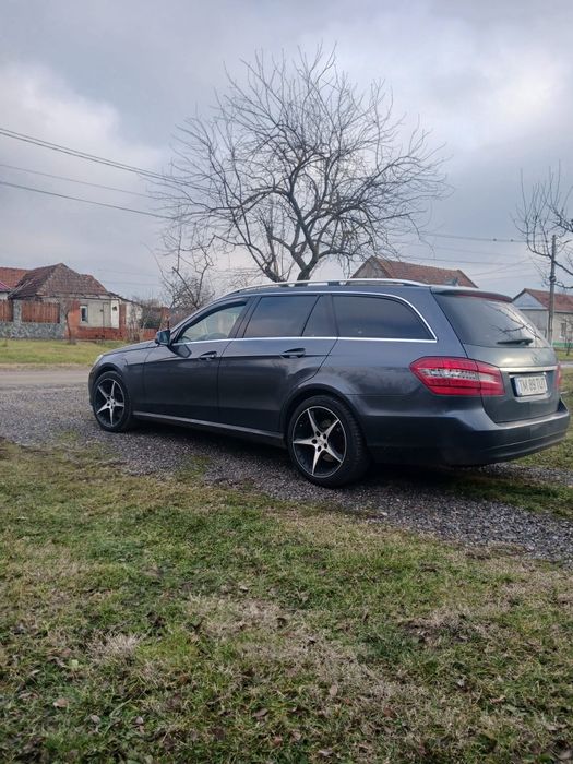Mercedes Benz w212 E class 300 hybrid diesel Timisoara • OLX.ro