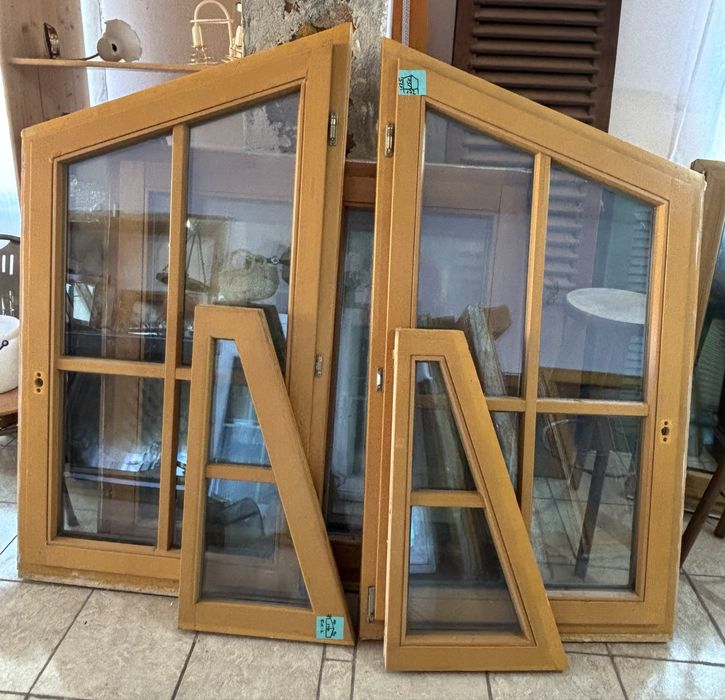 Geamuri si Usi termopan, lemn masiv Ineu • OLX.ro