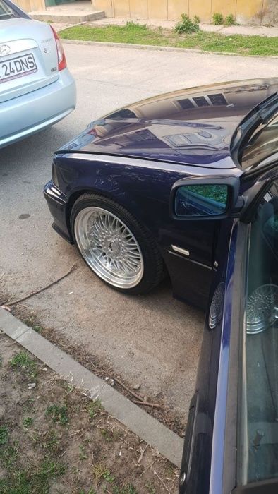 Jante aliaj BMW E36 Japan Racing JR9 17 inch silver Pitesti • OLX.ro