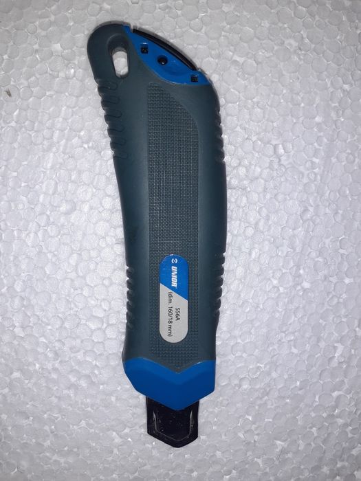 Cutter UNIOR + dispenser banda adeziva Bucuresti Sectorul 2 • OLX.ro