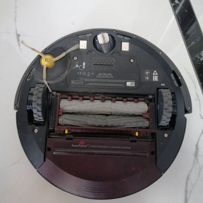 Aspirator IRobot Roomba 896 Roman • OLX.ro
