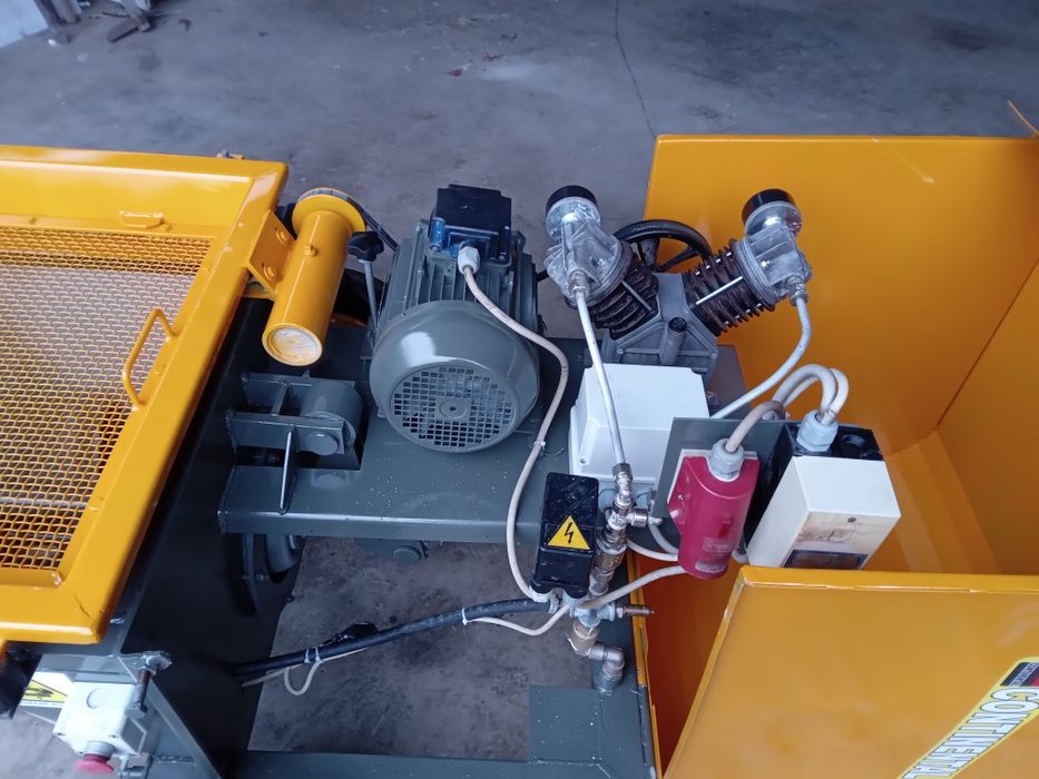 Pompa de tencuit torchet continental,trifazic, ca si noua Tecuci • OLX.ro