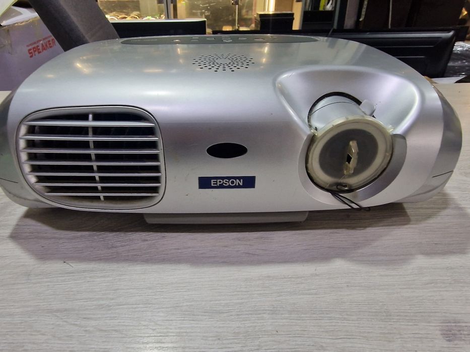 Epson EMP-S1H Проектор гр. Варна Конфуто • OLX.bg