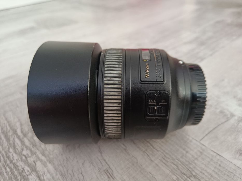 Obiectiv Nikon 85 mm F 1.8 Mamaia-Sat • OLX.ro