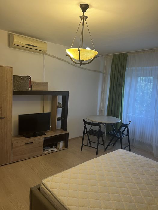 Vand Garsoniera Lujerului - Cora - Plaza Romania Bucuresti Sectorul 6 ...