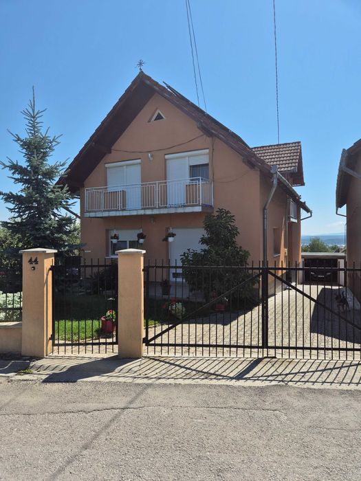 Casa de vanzare in Reghin Reghin • OLX.ro