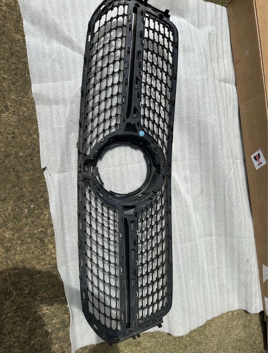 ЧИСТО НОВА маска за MERCEDES-BENZ GLE W167 2020/2021 гр. Шумен ...