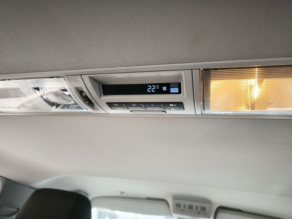 VW T6.1 Caravelle 8 + 1 locuri Sfantu Gheorghe • OLX.ro