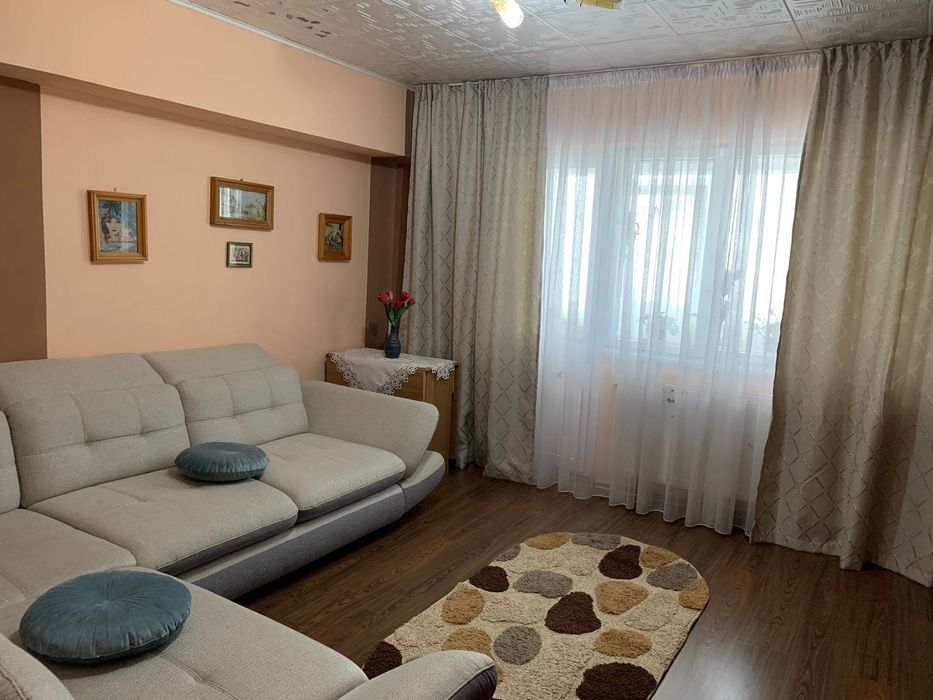 Se vinde apartament în Onești Onesti • OLX.ro