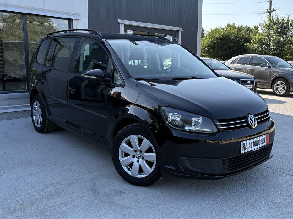 Vw Touran 7 locuri 1 An Garantie Posibilitate Rate/Finantare Ploiesti • OLX.ro