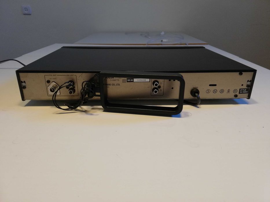 Tuner/Radio YAMAHA model T-720 - FM Stereo / AM - Impecabil/JAPAN Bacau ...
