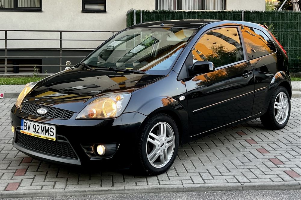 Ford Fiesta ST Fab.2008 1,3i 86.000 Km Reali! Inscris Ro Proprietar ...