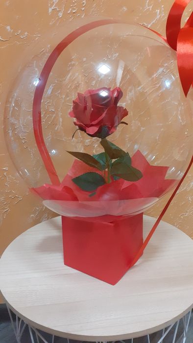 Цвете в балон с кутия гр. Велико Търново Бузлуджа • OLX.bg