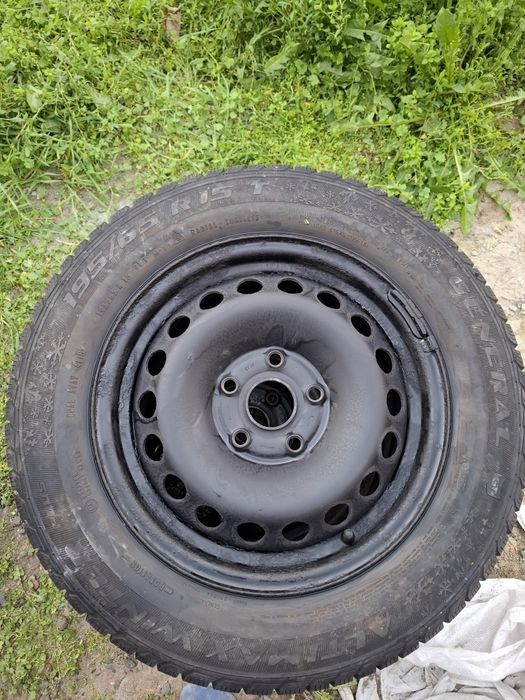 Jante otel cu anvelope iarna Skoda/Volkswagen Mamaia-Sat • OLX.ro