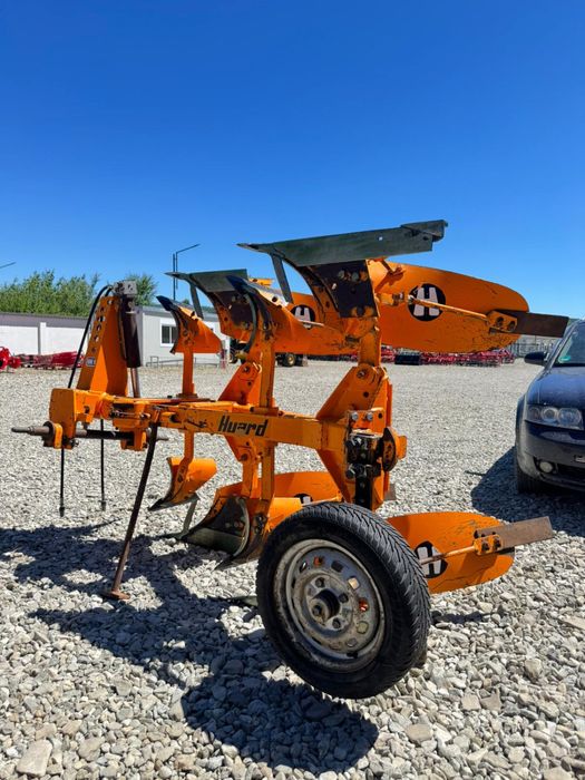 Plug Huard 2 Trupite reversibil , kuhn Lemken Humulesti • OLX.ro