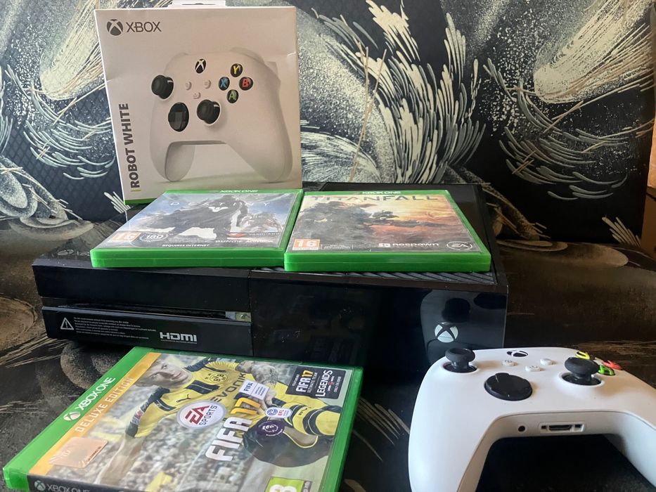 Xbox one 1tb с 3 игри game pass standart валиден до 4 декември гр. Велико Търново Акация • OLX.bg