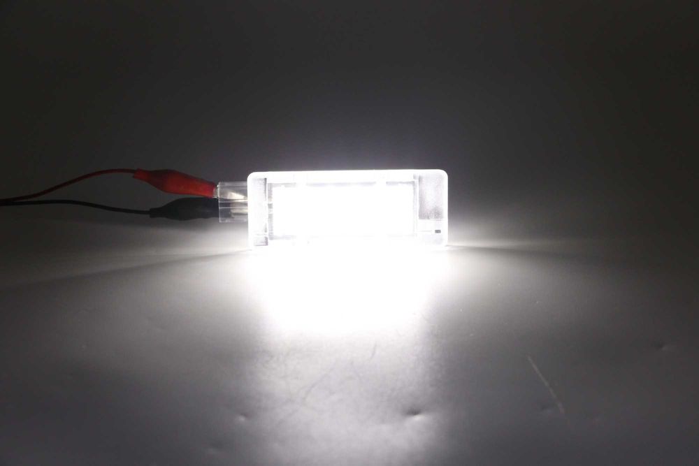 Lampi LED numar inmatriculare Dacia Duster, Logan, Lodgy, Renault etc ...