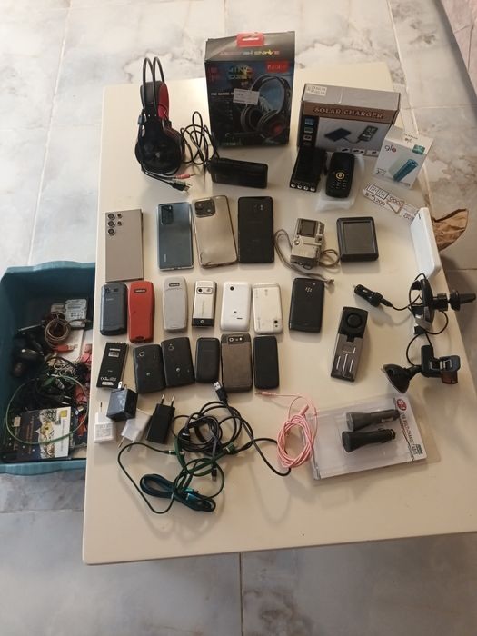 Здравей Те продавам работешти телефони и неработешти гр. Исперих • OLX.bg