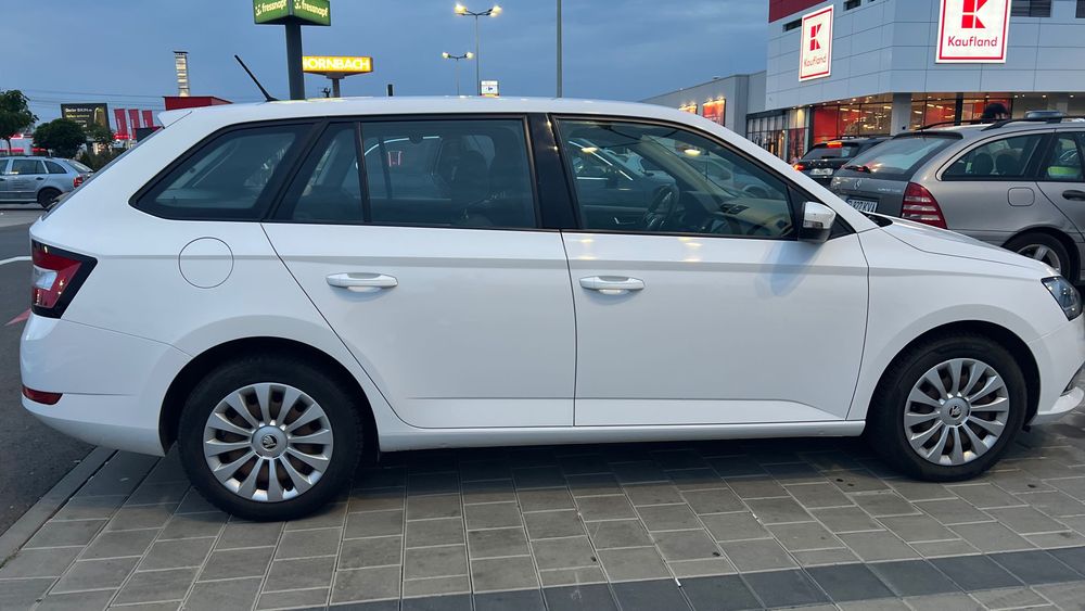 Skoda Fabia 2021, 95 CP, Primul Proprietar, 85.000 km Bucuresti Sectorul 1 • OLX.ro