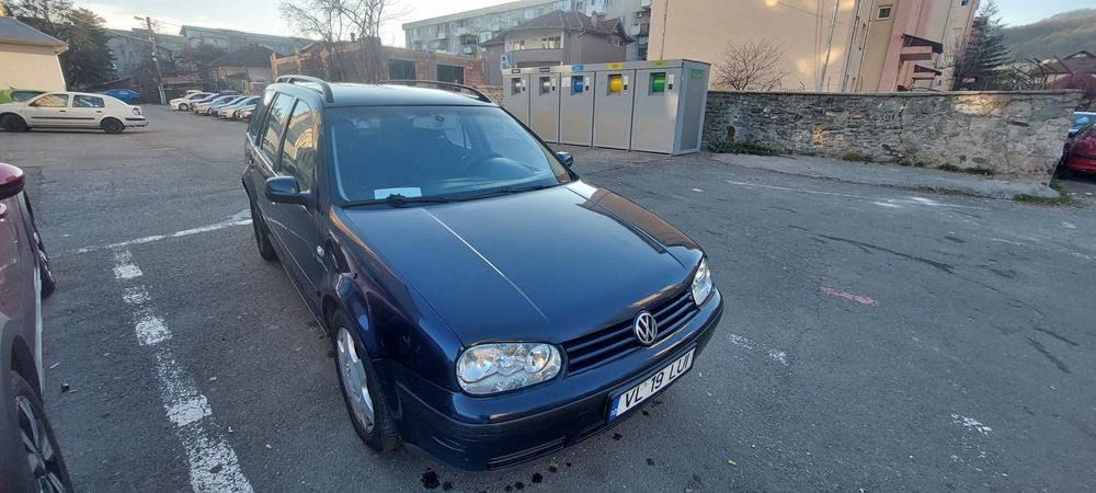 Volkswagen Golf IV Break Ramnicu Valcea • OLX.ro