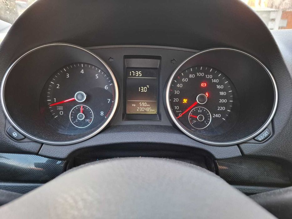 Volkswagen Golf 6 break - Euro 5 Brasov • OLX.ro
