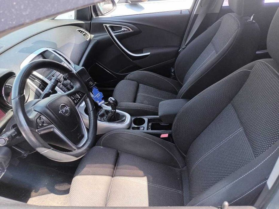 Piese opel astra j Bucuresti Sectorul 5 • OLX.ro
