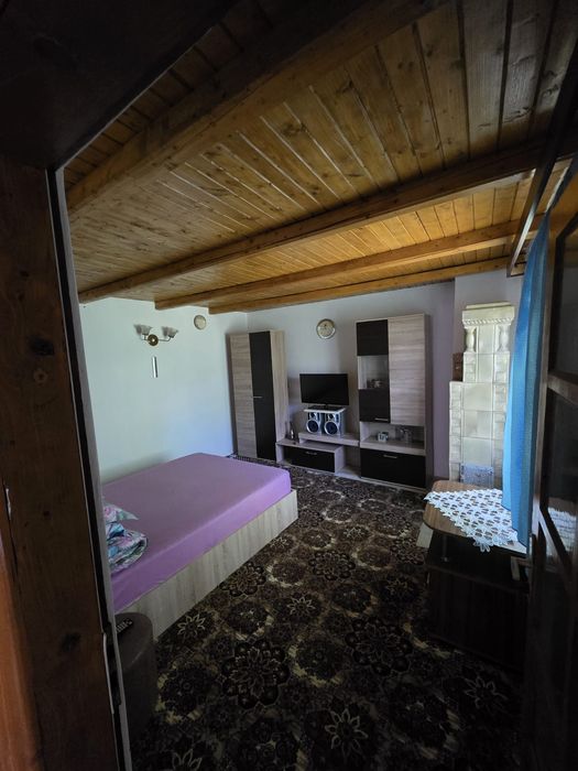Vând Casa cu teren 2350 mp comuna Brebu, județul Prahova direct propri ...