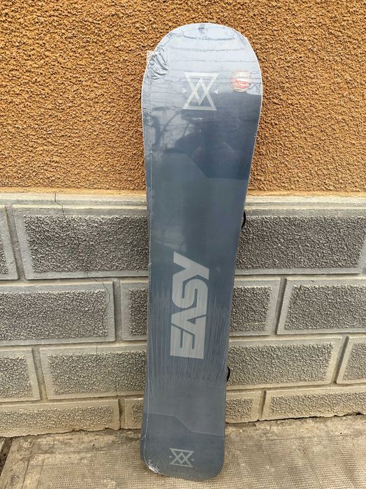 Placa noua snowboard easy pink torsion L145cm Campia Turzii • OLX.ro