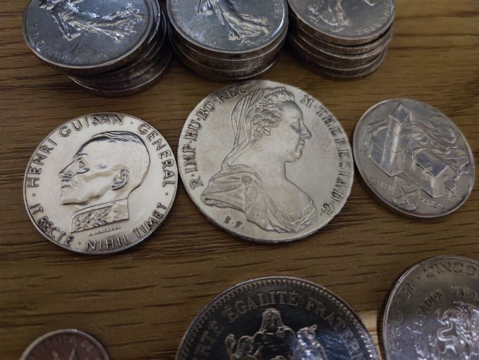 Lot monede de argint Bucuresti Sectorul 2 • OLX.ro