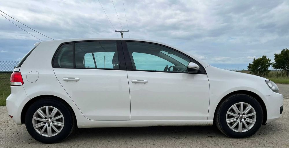 VW Golf 6 - 1.6 TDI / 105 CP - An 2012 - EURO 5 Ciorani • OLX.ro