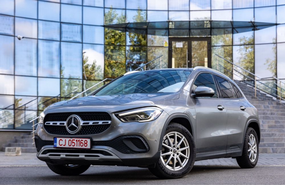 Mercedes Benz GLA 200D / Motor 2.0 150 CP / Automat / Piele / Euro 6 ...