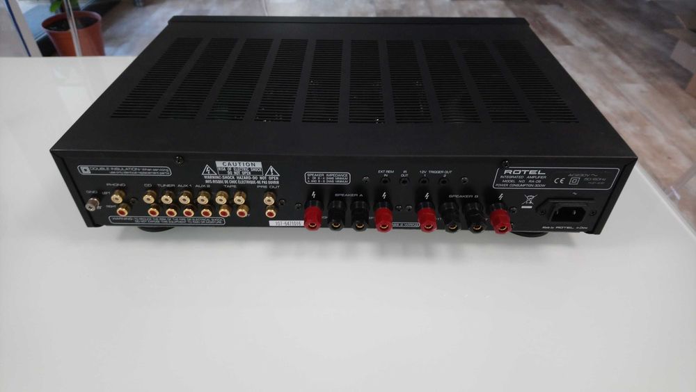 Amplificator Rotel RA-06 Bucuresti Sectorul 5 • OLX.ro