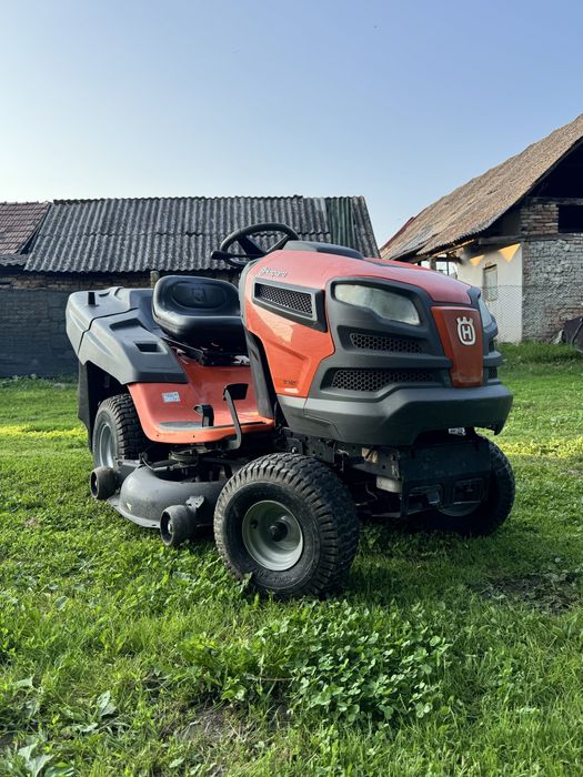 Tractoras Tractorase tuns Gazon Husqvarna Sangeorgiu de Padure • OLX.ro
