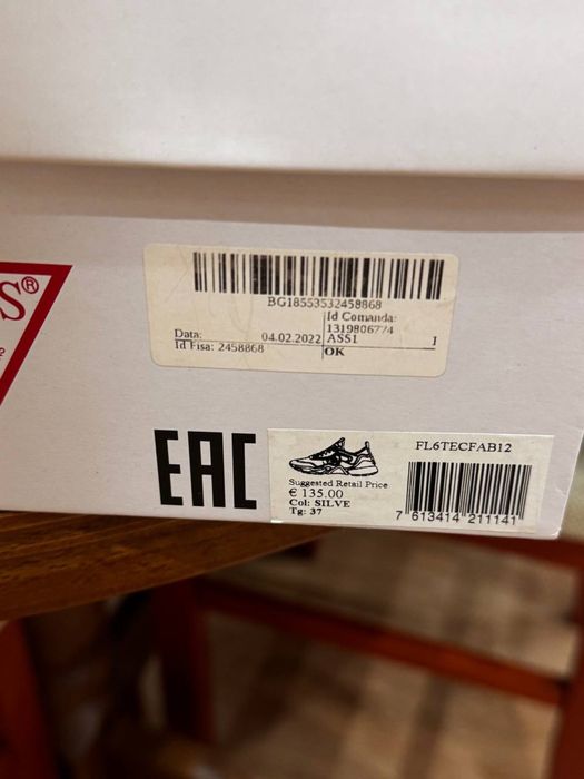 Оригинални маратонки Guess гр. София Люлин 1 • OLX.bg