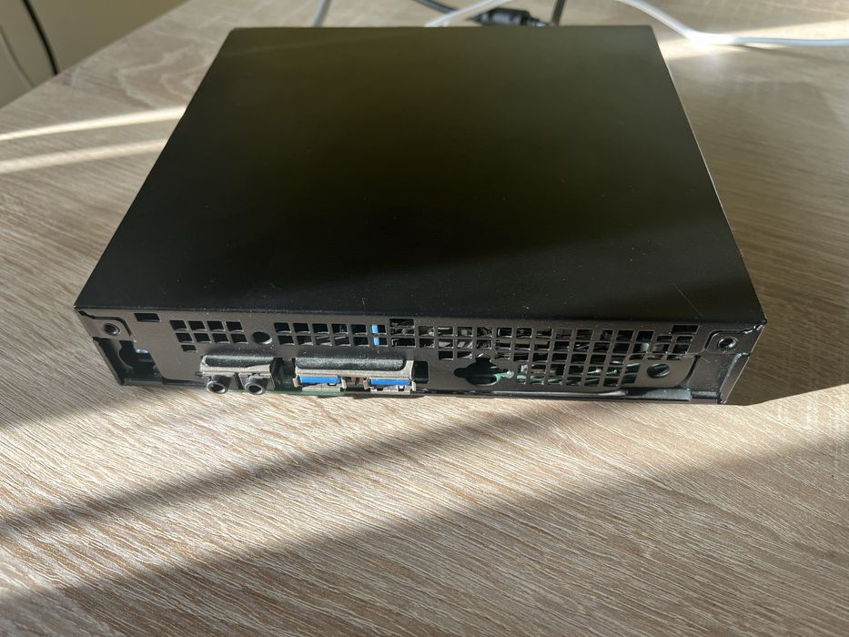 Dell Optiplex 3050 Micro Rosu • OLX.ro