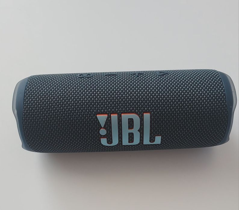 Boxa JBL Flip 6 ca nouă Oradea • OLX.ro