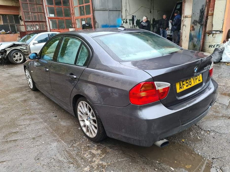 BMW E90 320D N47 177кс М Пакет нави черен таван ръчка седан НА ЧАСТИ ...
