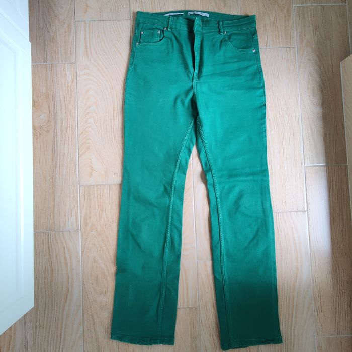 Pantaloni dama Bershka Timisoara • OLX.ro